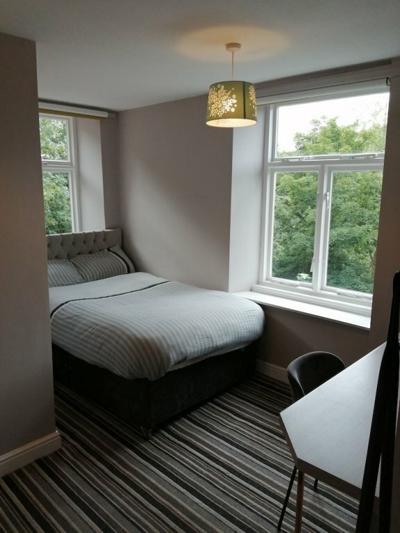 Otel Spring Grove Tavern, İngiltere, foto