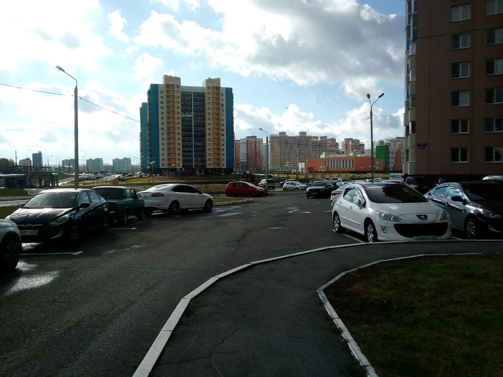 Otoparklar Parking lot, Saransk, foto