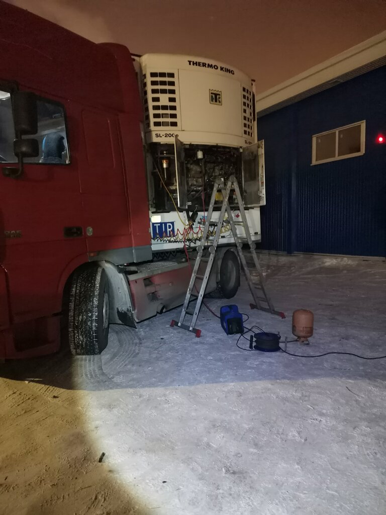 Çekici hizmeti Exit Car Service, Krasnoyarsk, foto