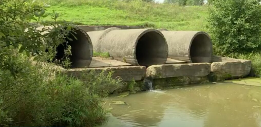 Mühendislik altyapısı Водослив плотины, İvanovskaya oblastı, foto