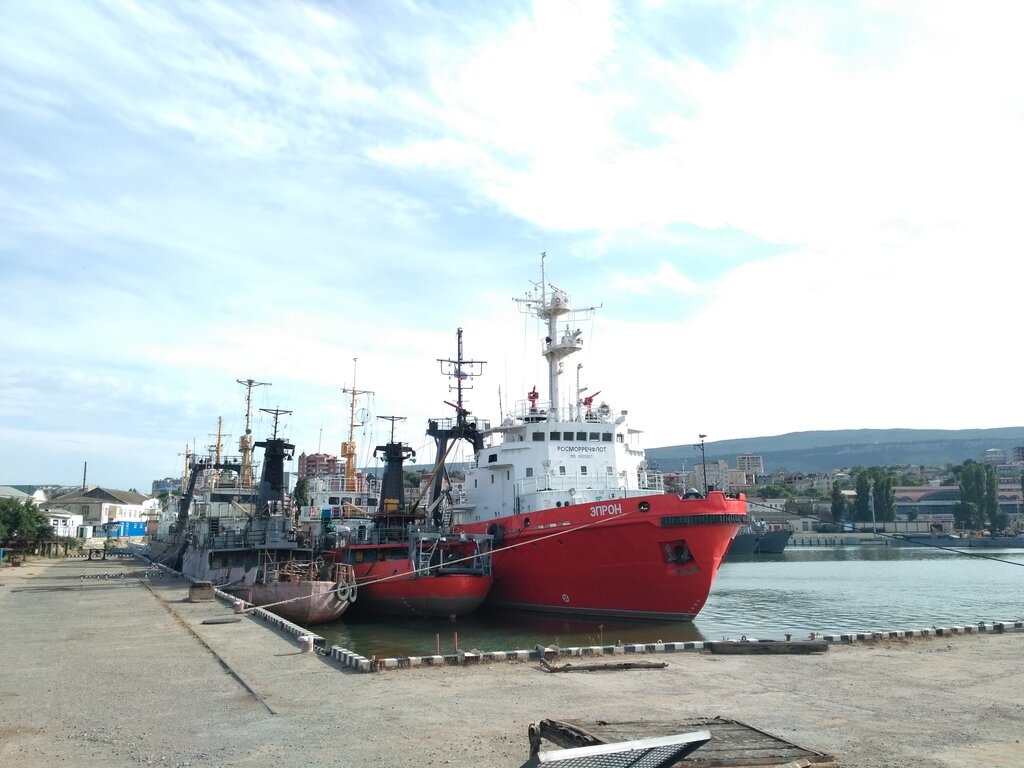 Geçiş noktaları, güvenlik kontrol alanı Морской пункт пропуска Махачкала, Makhachkala, foto