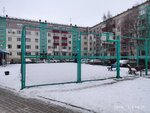 Sports ground (Khanty-Mansi Autonomous Area, Nefteyugansk, Microdistrict 6A), spor alanı  Nefteyugansk'tan