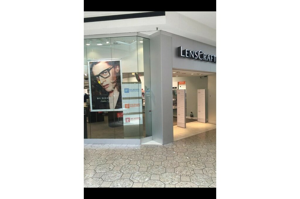 Giyim mağazası LensCrafters, Hartford, foto