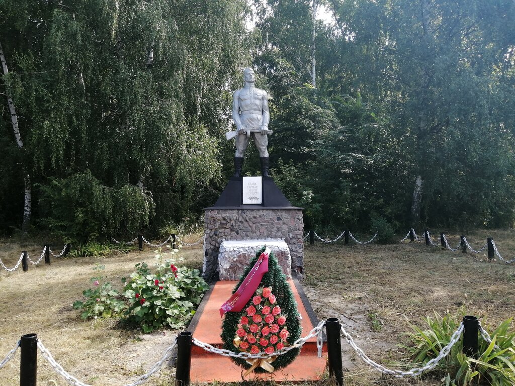 Anıt, heykel Советский солдат, Tambovskaya oblastı, foto