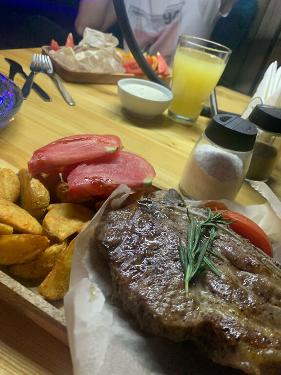 Kafe Shark, Ip, Novoaleksandrovsk, foto