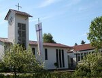 Evangelische Kirche Urberach - Evangelische Petrusgemeinde Urberach (Wagnerstraße No:35, Rödermark, Urberach), dini dernekler  Hesse'den
