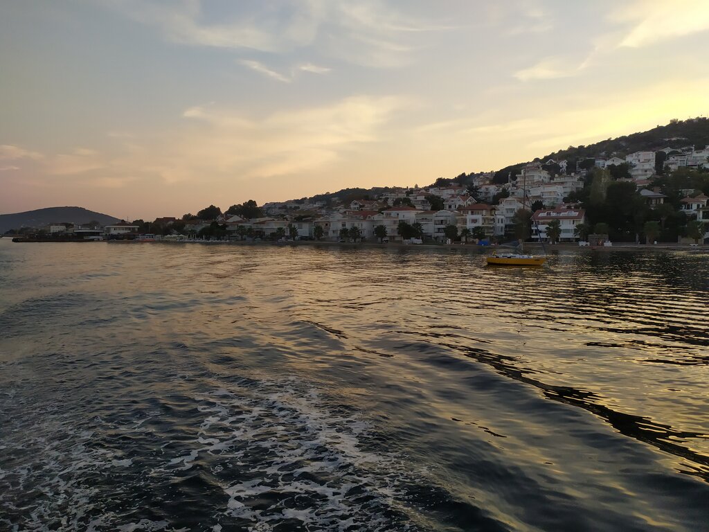 Plaj Kınalıada Vapur İskelesi Sağ Taraf Plajı, Adalar, foto