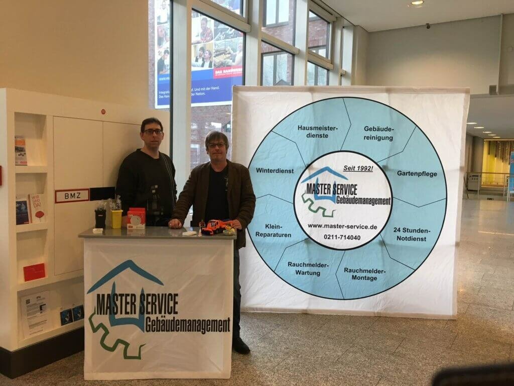 Elektronik ofis ekipmanları tamiri Master Service Gesellschaft für Technisches Gebäudemanagement mbH, Düsseldorf, foto