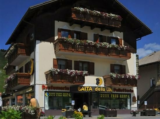 Otel Hotel Baita della Luna, Lombardiya, foto