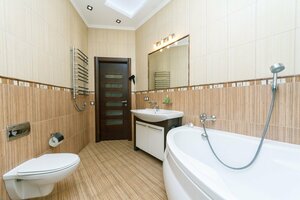 One Bedroom Luxe 29kreschatyk Centre of Kiev (Бессарабская площадь No:1), otel  Kiev'den