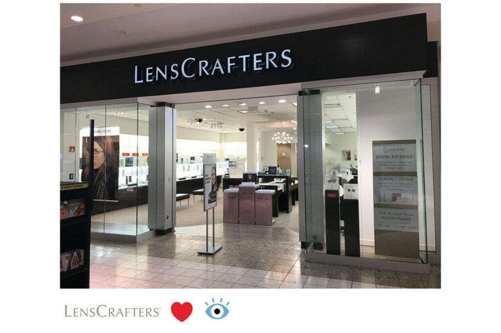 Giyim mağazası LensCrafters, Strongsville, foto