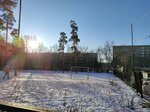 Спортивная площадка (Sverdlovsk Region, Yekaterinburg, Yugo-Zapadniy Urban Housing District, Medgorodok Microdistrict), spor alanı  Yekaterinburg'dan