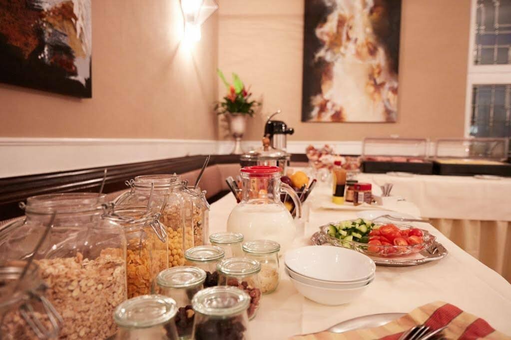 Otel Hotel zur Post, Attendorn, foto