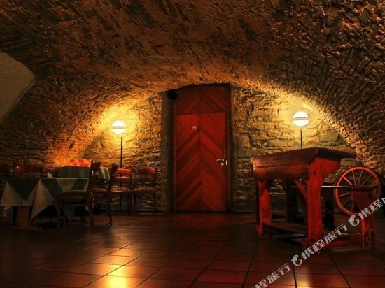 Otel Alte Linden, Kuzey Ren‑Vestfalya, foto