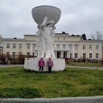 Strela Drama Theatre (ulitsa Kirova No:3), tiyatrolar  Jukovski'den