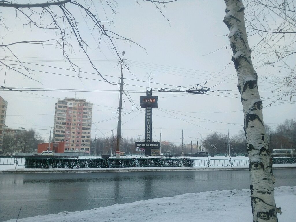 Dekorasyon ve süsleme, onur panosu Декоративное сооружение Часы, Saransk, foto