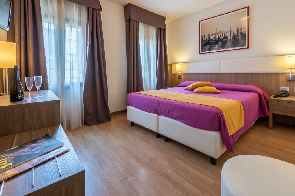 Otel Hotel Il Moro di Venezia, Venedik, foto