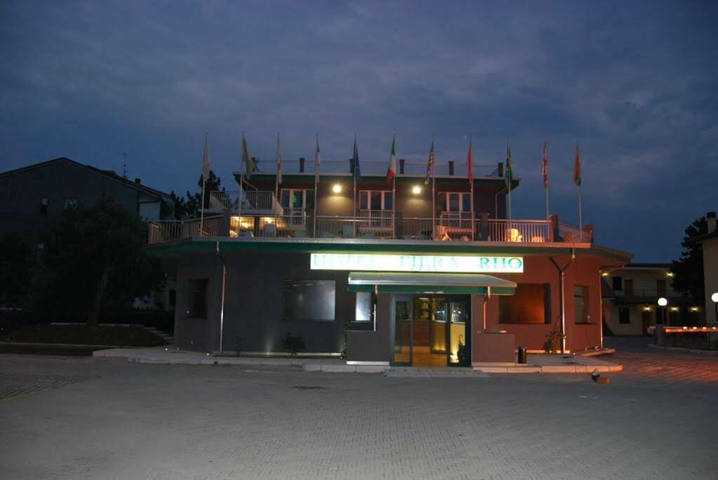 Otel Bed Rho Fiera, Lombardiya, foto