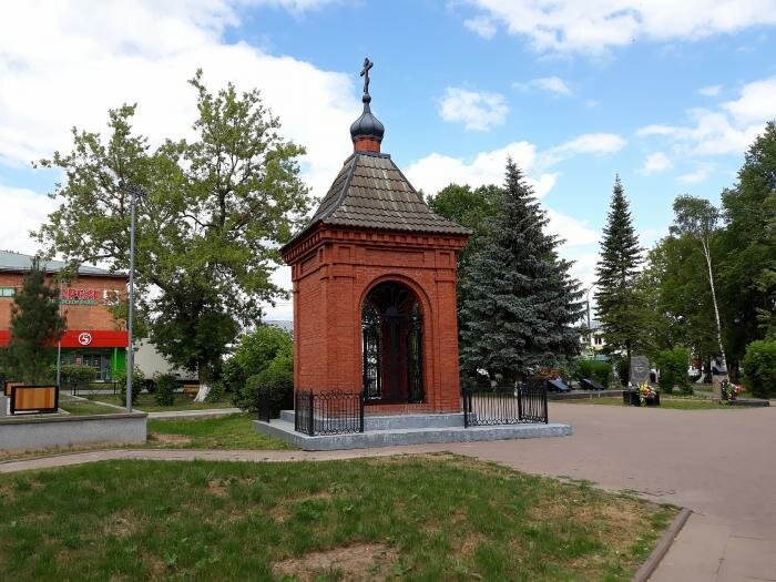 Anıt, heykel Мартиролог погибшим односельчанам, Moskova ve Moskovskaya oblastı, foto