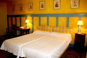 Logis Auberge La Solognote (Centre-Val de Loire, Cher, Arrondissement de Vierzon, Brinon-sur-Sauldre, Grande Rue, 34), otel