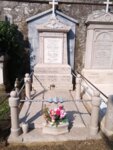 Monumenti e Lapidi di Lorenzi Mauro Trieste (Friuli-Venezia Giulia, Udine, Via Istria, 101), i̇nşaat malzemeleri toptan  Trieste'den