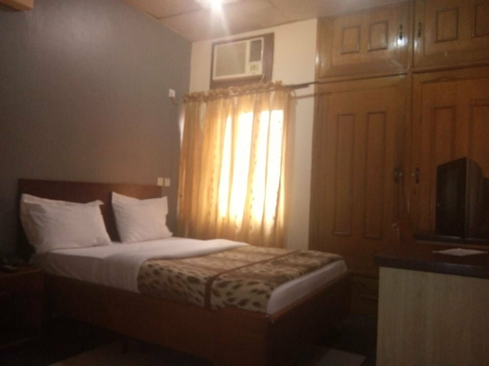 Otel Progandy Guest House - Main, Abuja, foto