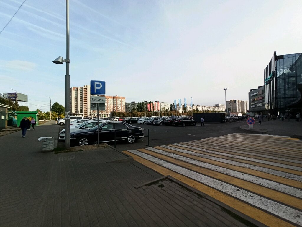 Otoparklar Parking lot, Voronej, foto