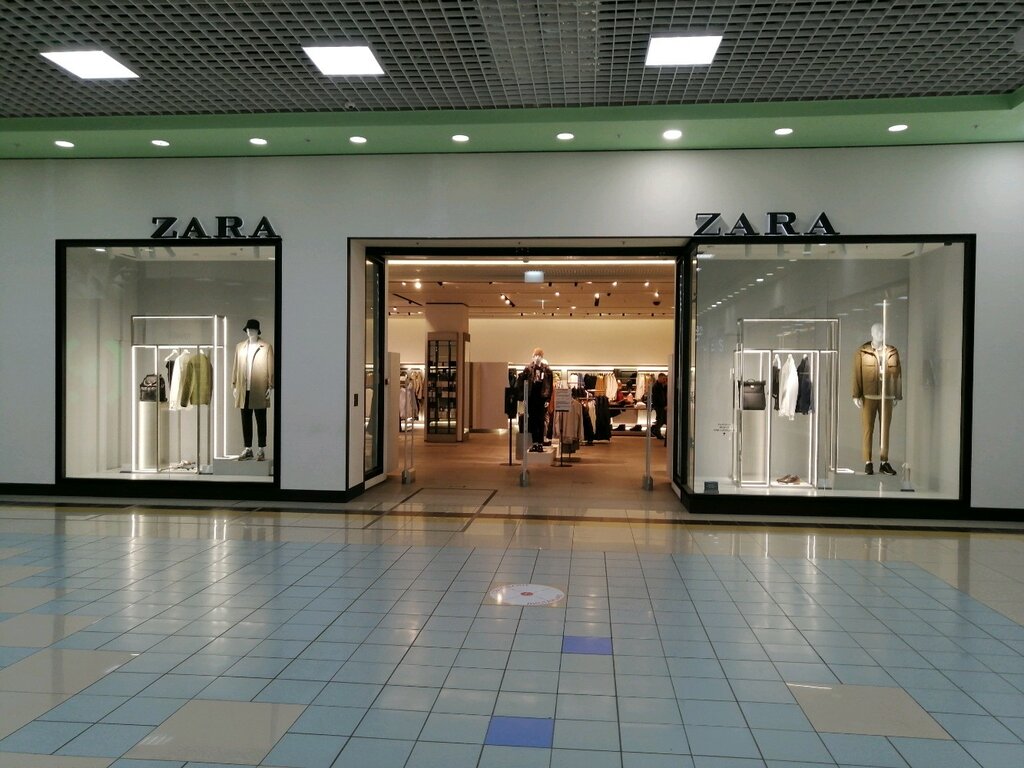Giyim mağazası Zara, Penza, foto