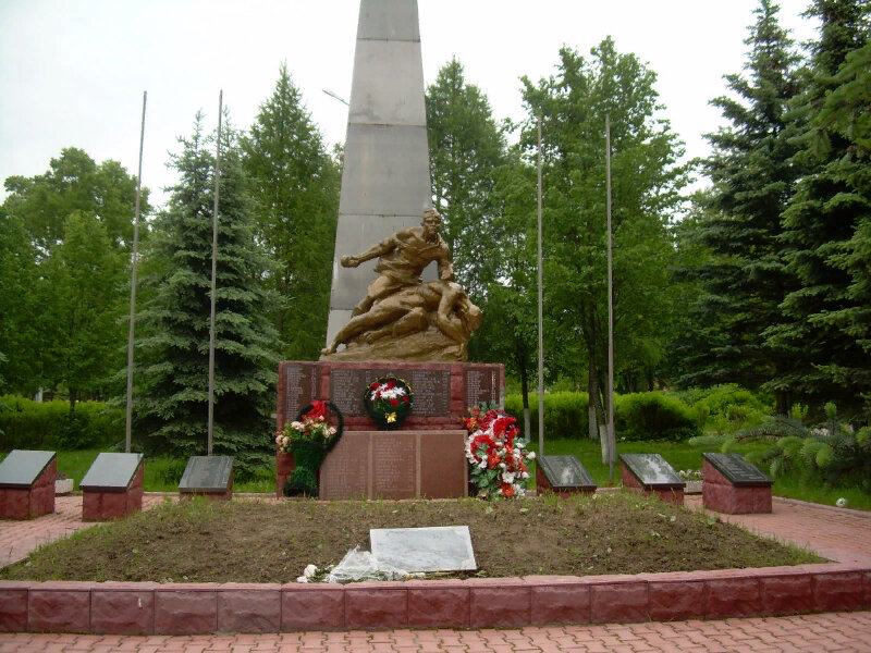 Anıt, heykel Односельчанам, павшим в Великой Отечественной войне, Moskova, foto