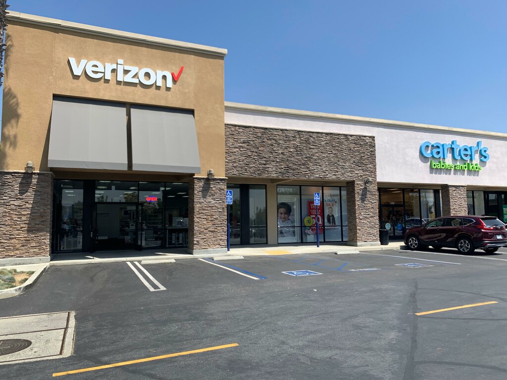 Telekomünikasyon ekipmanları Verizon Authorized Retailer - Victra, Pasadena, foto