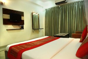 Hotel Mall Residency by Oyo Rooms (Northern Railway, Amritsar Railway Station), otel  Amritsar'dan