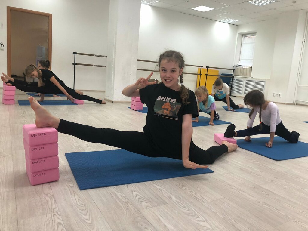 Dans okulları Tsentr khoreografii Ksenii Shumikhinoy Schastye, Tiumen, foto