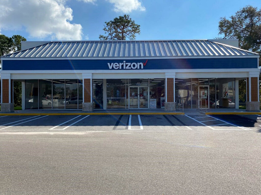 Telekomünikasyon ekipmanları Verizon Authorized Retailer - Victra, St Petersburg, foto