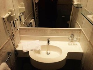 Hotel Goldner Löwe (Thuringia, Greiz, Heinrich-Schütz-Straße, 5), otel  Thüringen'den
