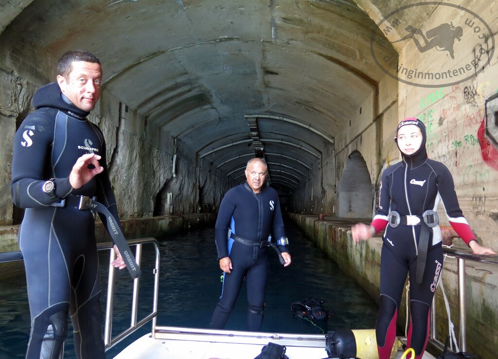 Dalış kulüpleri ve eğitim merkezleri Diving in Montenegro. Dc Peoples, Herceg Novi, foto