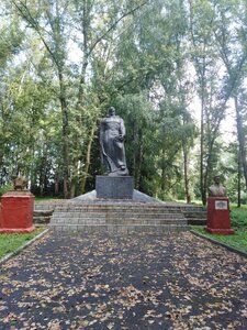 Воинам, павшим в годы Великой Отечественной войны (Penza Region, Nizhnelomovskiy rayon, selo Novaya Pyatina), anıt, heykel  Penzenskaya oblastından