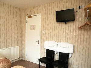 Edenmore Guest House (Scotland, North Ayrshire, Ardrossan, Parkhouse Road), otel  Kuzey Ayrshire Konseyi'nden