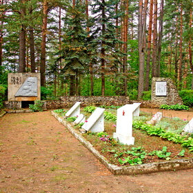 Воинское братское кладбище (Preiļu novads, Aglona), anıt, heykel  Aglona Belediyesi'nden