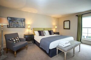 The Grosvenor Arms (England, Dorset County, B3091), otel