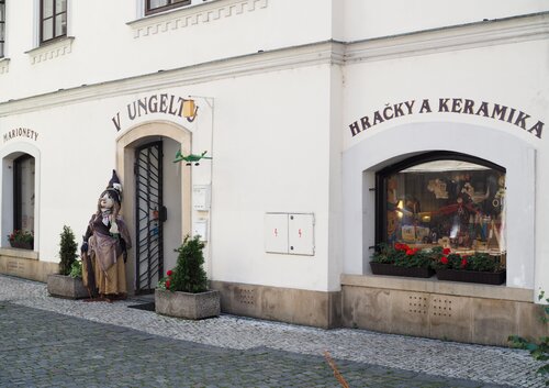 Çocuk oyunları ve oyuncakları Tradičně a česky, Prag, foto