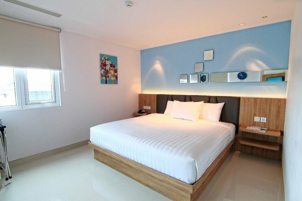 Otel Zoom Smart Hotel Jemursari, Surabaya, foto