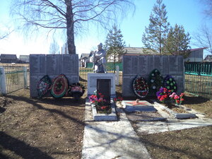 Братская могила (Tver Region, Selizharovskiy munitsipalny okrug, derevnya Zakharovo), anıt, heykel  Tverskaya oblastından