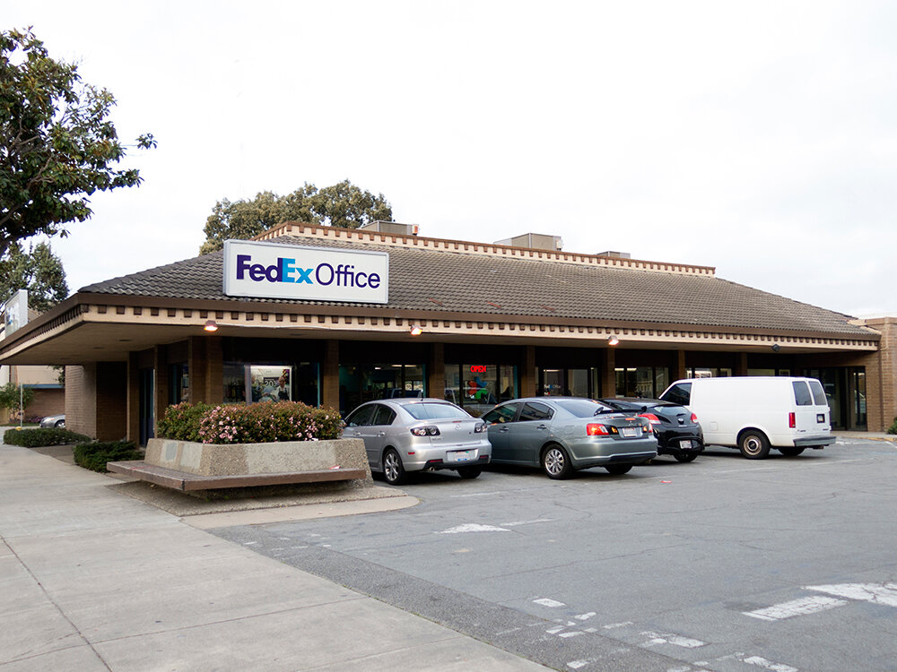 Fotokopi dükkanları FedEx Office Print & Ship Center, Salinas, foto