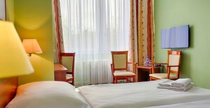 Hotel Vietoris (Trnavský kraj, Senica, Smrdáky), otel  Trnava Region'dan