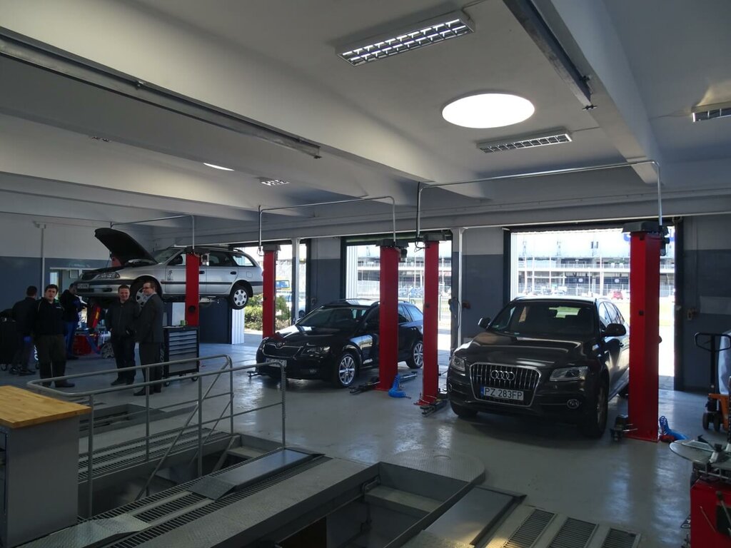 Otomobil kliması firmaları Euromaster Konmech Auto Serwis, Poznan, foto