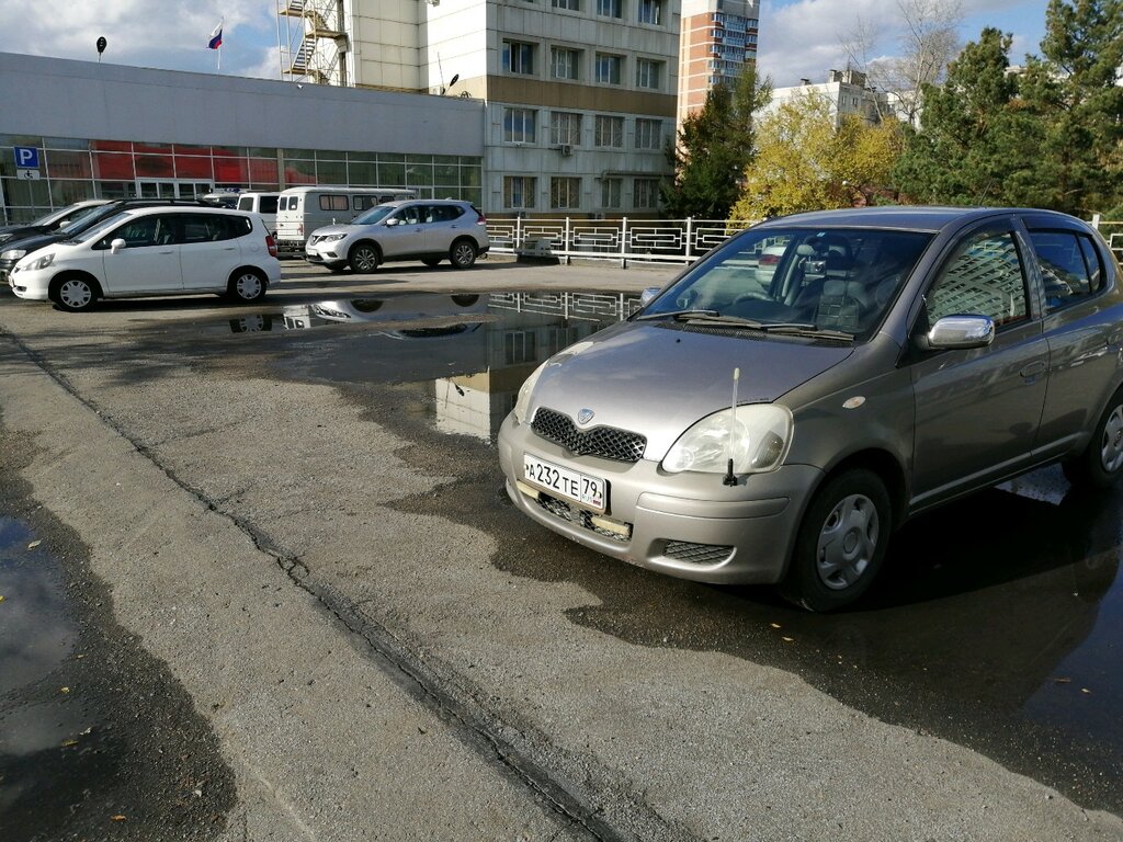 Otoparklar Parking lot, Habarovsk, foto