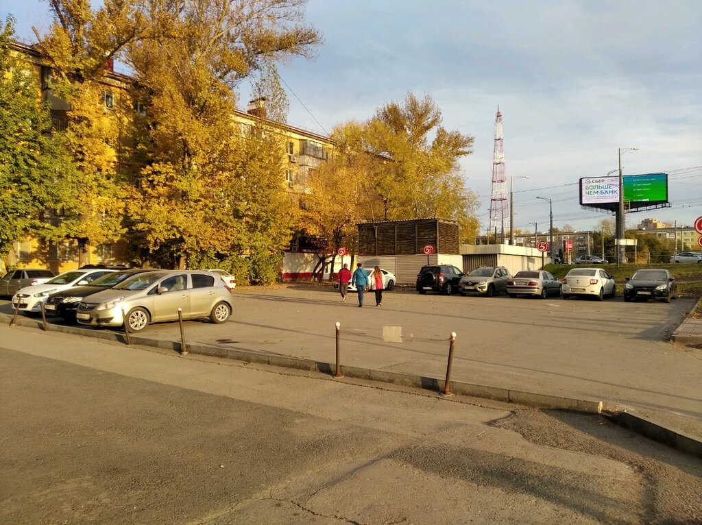 Otoparklar Parking lot, Samara, foto