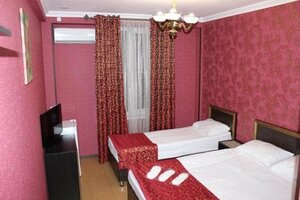 Usadba Dobrogo Doctora Guest House (No:111, Agoy Village, sadovoye tovarishchestvo Chernomorye), otel  Krasnodarski krayından