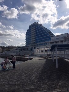 Artbuhta (набережная Адмирала Перелешина No:1), pansiyonlar, hosteller  Sevastopol'dan