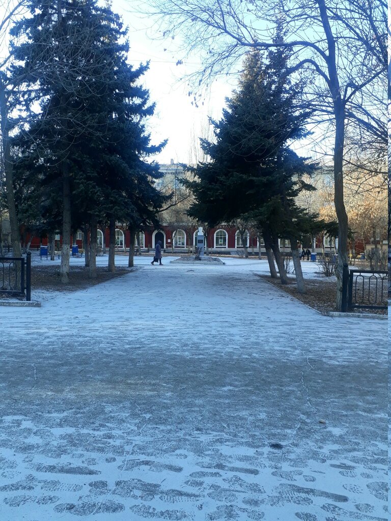 Meydan Сквер имени Калинина, Saratov, foto